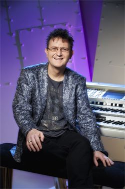 Concert met DirkJan Ranzijn - Orgel en Keyboardclub Gelderland